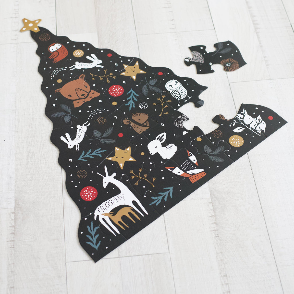 Christmas Tree Floor Puzzle – Petite Island